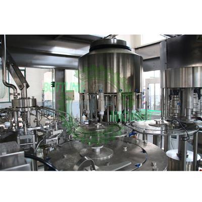 Cina Indietro scorre la bevanda di riempimento/FC Juice Bottling Line di sapore 85℃ in vendita