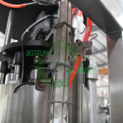 Cina Linea di riempimento della bevanda gassosa del diossido di Liquid With Carbon della capsulatrice di lavabottiglie in vendita