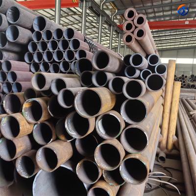 Cina Tubi di acciaio senza saldatura resistenti alla corrosione laminati a caldo per il trasporto in tubazione in vendita