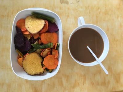 Cina La frutta secca croccante e le verdure dell'alimento sano hanno mescolato gli spuntini Fried Sweet Potato Chips in vendita