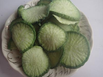 Cina Il vuoto affettato qualità premio Fried Vegetable Dried Green Radish fa un spuntino in vendita
