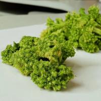 China VF Vacuum Fried Broccoli Dehydrated Vegetable Snack 200g BRC Kosher for sale