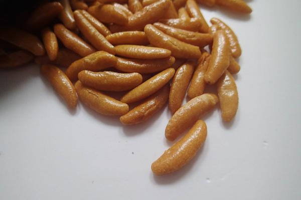 Kakinotaneのarareの米のクラッカーの卸し売りシャキッとした小さい元の米のクラッカーの軽食