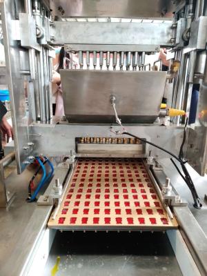 China Automatische commerciële Gummies Candy Production Machine met 1900*900*1620mm Te koop