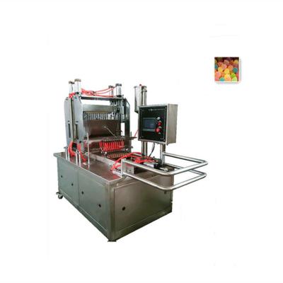 China 220V diverse gummies deponeren zachte bonen beren gummy snoep deponeren machine 20-50kg/h Te koop