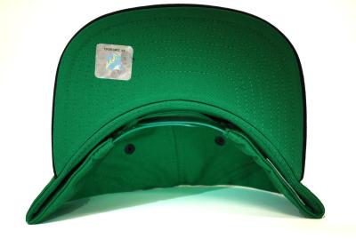 China Applique Embroidery 6 Panels Snapback Hat Hip Hop Caps With Metal Buckle for sale