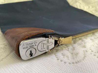 Cina VINTAGE BANCO D'AMERICA BANCO DI MONO BALLOCK BALLOCK ID BALLOCK BILL BALLOCK BALLOCK BALLOCK BALLOCK in vendita