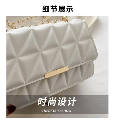 China SIMPLE SOLID COLOR SINGLE SHOULDER CROSSBODY BAG CHAIN BAG SPRING/SUMMER NEW SENIOR PERSONALITY INS TEXTURE BAG for sale