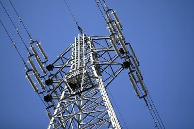 China Cell Phone Signal Communication Tower Antenna Angle Hot Dipped Galvanized for sale