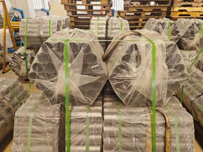 China Pre Painted Steel Coil with Back Coating Thickness 5–7μm and 700–1250mm Width for Industrial Applications for sale