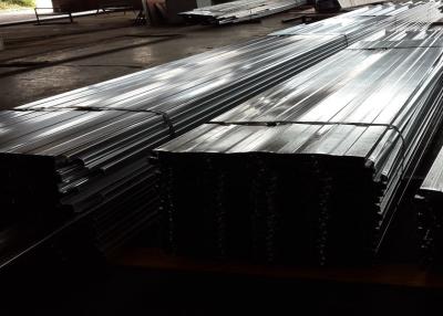 China Regelmäßiger Flitter Gl Dx51d Z275 runzelte Aluminiumdeckung galvanisierte gewölbte Platten zu verkaufen