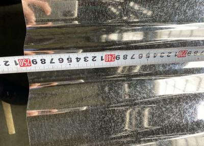 Cina Dx51d Z60g ha galvanizzato lo strato coprente ondulato 2000mm 2400mm in vendita