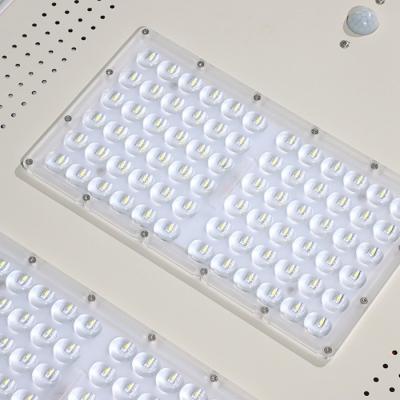 Cina Iluminazione pubblica solare di sorgente luminosa del LED con più di 36 ore di tempo di illuminazione in vendita