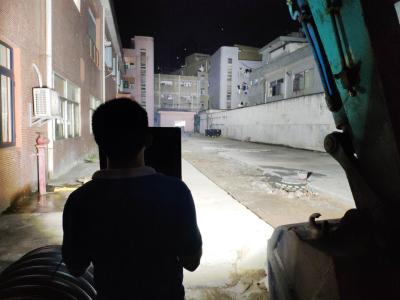 Cina Lumiera per giardino all'aperto ad alta luminosità IP65 Sensore di movimento di sicurezza LED Potente luce solare 300W in vendita