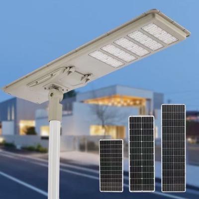 China a liga 300watt de alumínio toda em uma integrou a bateria de lítio solar da luz de rua à venda