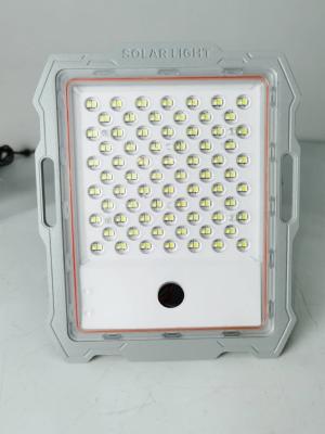 Cina 100W 200W 300W Alta potenza LED Giardino solare esterno CCTV Inondazione luce con fotocamera Solare alluminio LED inondazione luci solari in vendita
