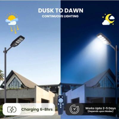 Cina 100W Solar LED Street Light ABS Shell con 360 SMD 2835 LED e batteria di lunga durata in vendita
