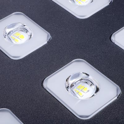 Cina All in One illuminazione stradale solare automatizzata luce solare LED luce stradale flusso luminoso 150lm/w in vendita