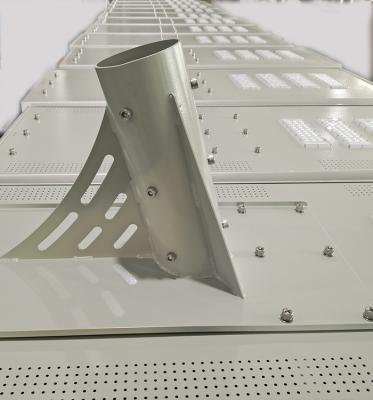 Cina Ip65 ha integrato un'iluminazione pubblica solare 10400Lm all'aperto da 100 watt LED in vendita