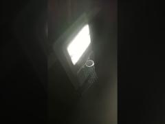 保証3-5年ののセリウムによって証明される30W-200W太陽動力を与えられたLEDの街灯