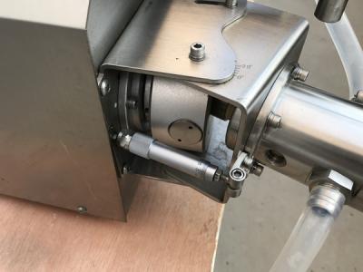 Cina il vetro ceramico del tuffatore della singola testa 1-30ml ha automatizzato Vial Pump Filler in vendita