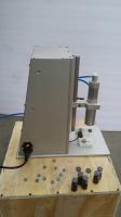 China Antibiotic Injectable 110V Semi Auto Capping Machine for sale