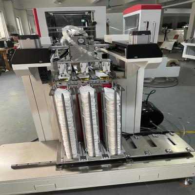 Cina Maschere di protezione a senso unico unite globali kf94 della macchina imballatrice delle maschere del rotaryface di flusso del pacchetto 150/min di garanzia che imballano machin in vendita
