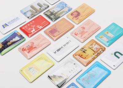 Cina 13.56mhz 40*25mm Tag NFC personalizzato MI-FARE Ultralight EV1 RFID Epoxy Card Per Parco di divertimenti / Gym Club / Controllo degli accessi in vendita