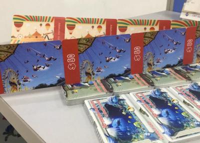 中国 RFID紙カード 13.56MHzチップ 印刷可能 リサイクル可能 ホテルカードチケット 販売のため