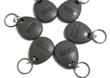 Cina 125Khz Proximity ID Card Chip TK4100 RFID Keychain Key Tags Controllo degli accessi in vendita