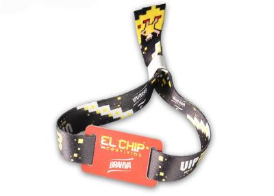 China UHF eenmalig gebruik Heat Transfer print logo RFID Elastische stof polsband voor tentoonstelling/concert/ziekenhuis/sportieve vergadering Te koop