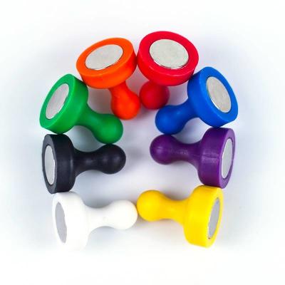 Cina Perni magnetici del bottone della lavagna di forma del pedone variopinti per il Ministero degli Interni della scuola in vendita