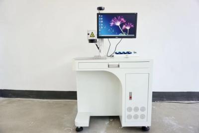 China Hand-held 100W 60W 50W 30W Auto Focus 2.5D 3D Fiber Laser Engraving Machine for Engraving for sale