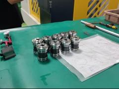 Pump head mold accessories