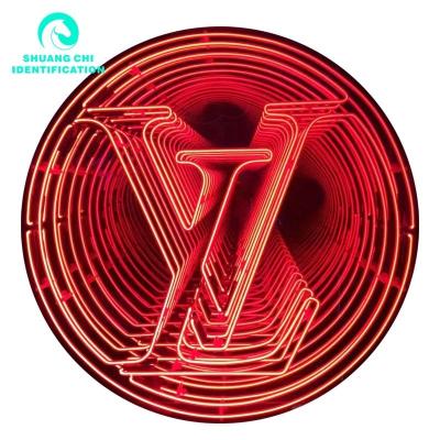 Cina Dimensioni personalizzate Materie di vetro Specchio al neon per luce tecnologica e ombra infinita in vendita