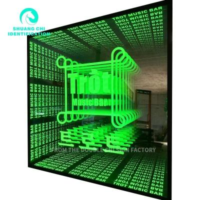 Cina Specchio per abissi personalizzato Specchio al neon per decorazioni murali Personalizzazione contemporanea in vendita