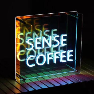 Cina Specchio a più strati Specchio a segno di neon 3D con logo LED a gradiente di colore personalizzato Perfetto in vendita