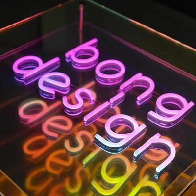 China Custom Infinity Effect Kleurgradiënt Spiegel Licht Neon Schild met Duurzaam Metalen Frame Te koop