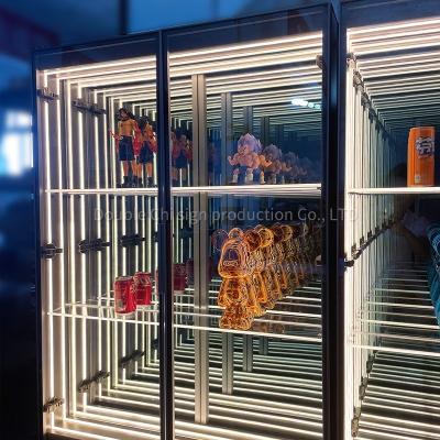 Cina Colorato personalizzato Specchio Infinito Abismo Specchio Wine Bar Cabinet per le tendenze di moda in vendita