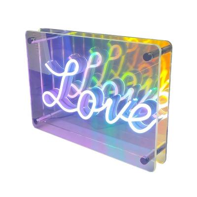 中国 アクリル素材とミニ明るい文字デザインのカスタムLEDインフィニティミラーサイン 販売のため