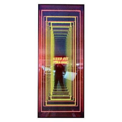中国 強力なインフィニティミラー LED 数字文字 デジタルサイネージ 屋外広告 販売のため