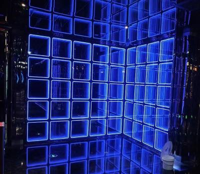 China Transforme o seu edifício com o nosso Projector de Hologramas 3D e o Infinity Mirror Sheet à venda