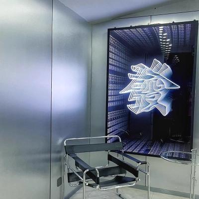 Cina Personalizzazione RGB Acrilico Specchio Piastra Neon Letter Light Word per specchi senza limiti segni elettronici in vendita