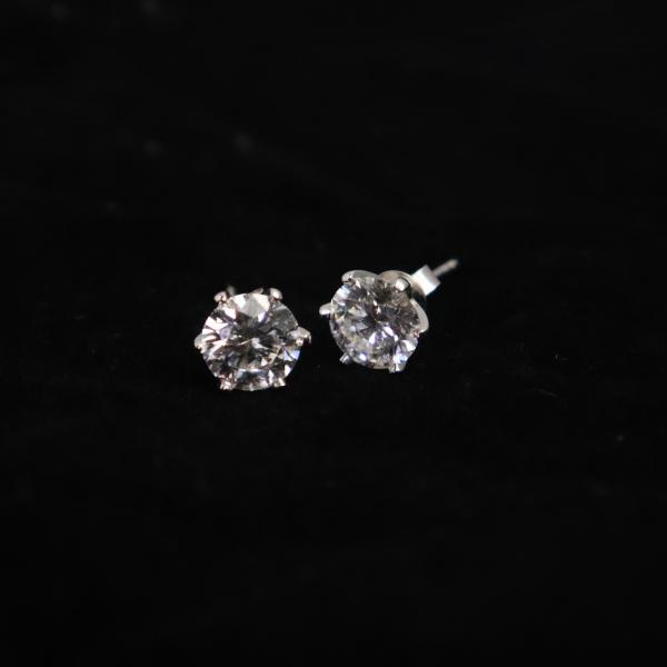 Quality Wholesale 18K White Gold Plated 1CT Lab Diamond Stud Earring Fashion Jewelry for for sale