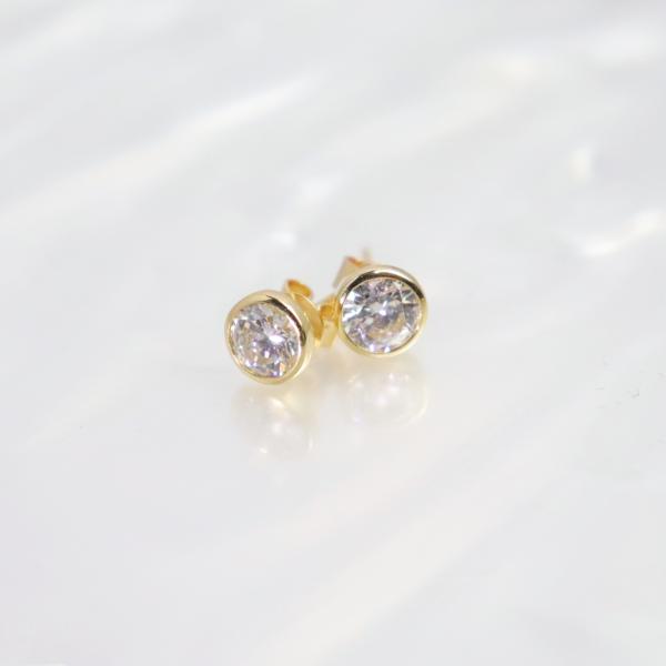 Quality 1 Carat Lab Grown Diamond 18k Yellow Gold Stud Earrings for Sale for sale