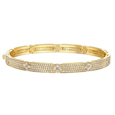 China Customized 18K Gold Diamond Cluster Bracelet IGI GIA Lab Grown Diamond for Engagement or Wedding Banquet Fine Jewelry for sale