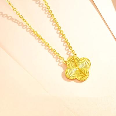 China Women's Classic Romantic IGI Certified 10K 14K 18K Gold Necklace with Brilliant Cut Diamond for Weddings and Engagements for sale