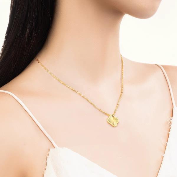 Quality Women's Classic Romantic IGI Certified 10K 14K 18K Gold Necklace with Brilliant for sale