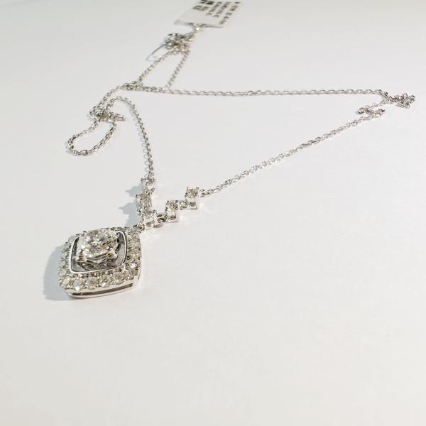 Quality Customized Luxury 18k Gold Diamond Necklaces for Women Dainty Square Diamond for sale