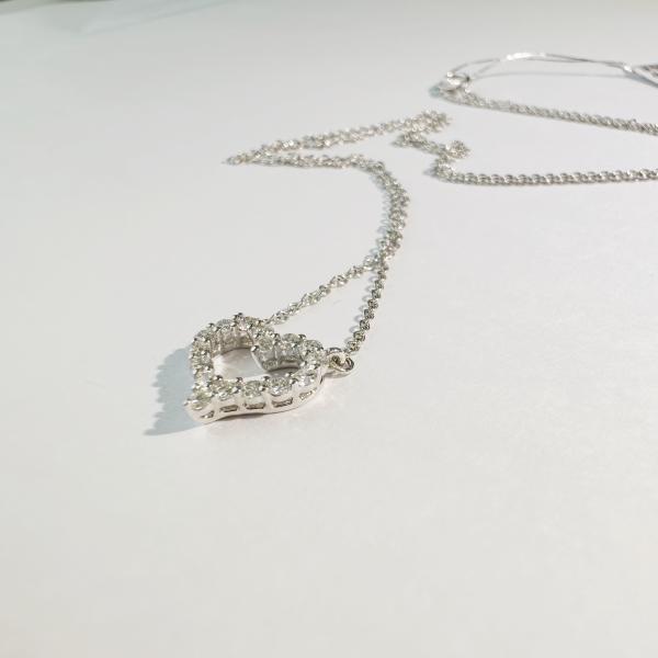 Quality Customized Luxury 18K Gold Heart-Style Pendant Handmade Diamond Necklaces for for sale